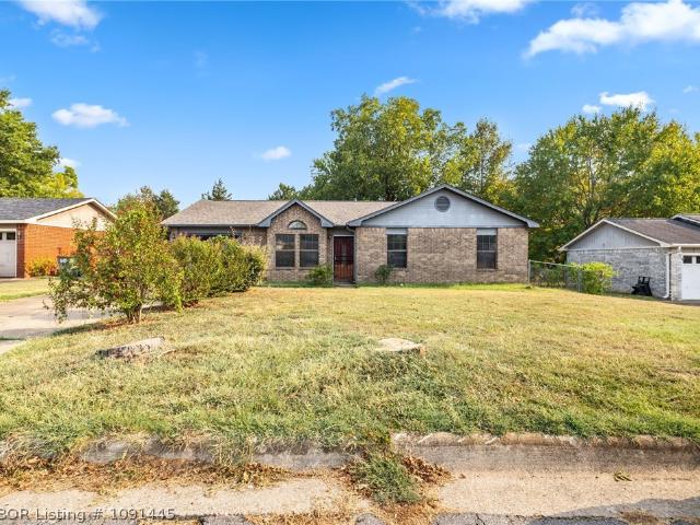 1503 Grand Oak Drive