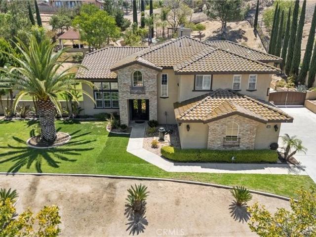 1503 Harness Ln, Norco, CA 92860