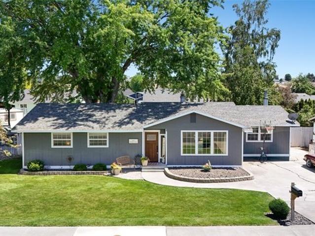 1503 S Lakeway Dr, Moses Lake, WA 98837