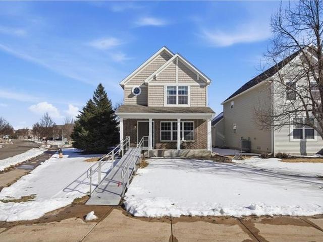 1503 Savanna Dr, Shakopee, MN 55379