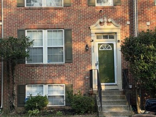 1503 Town View Ct, Upper Marlboro, MD 20772