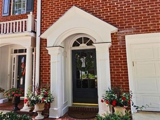 1503 Waters Edge Trl, Roswell, GA 30075
