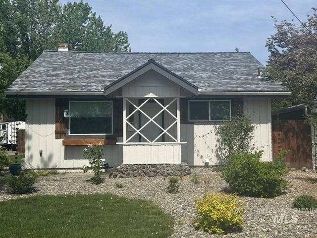 1503 10th Ave, Lewiston, ID 83501