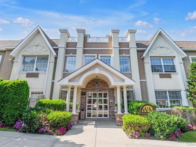 150 3 th Ave Unit 206, Whitestone, NY 11357