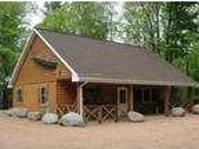 $150 / 3br 1100ftÂ² Log Siding 3 BR Cottage on ATV Route