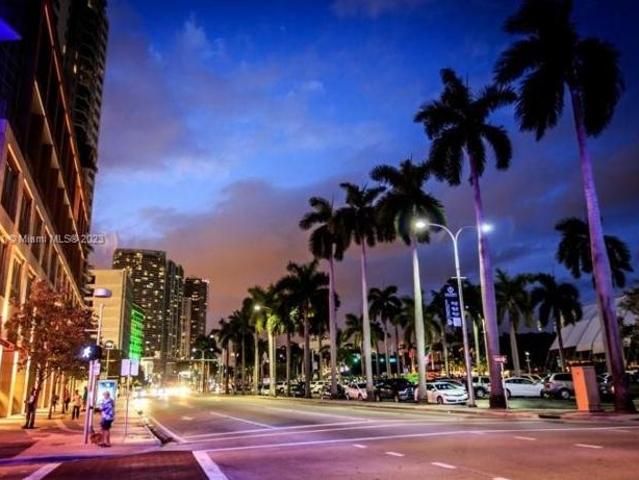 150 3rd Ave SE #407, Miami, FL 33131