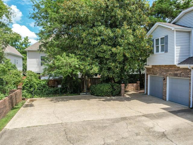 150 Courtyard Lane NE