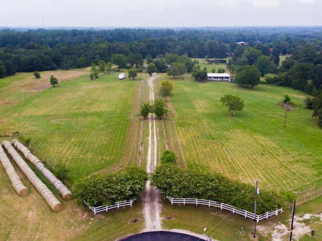 150 Canyon Run Blvd, Huntsville, TX 77320 | MLS #35954