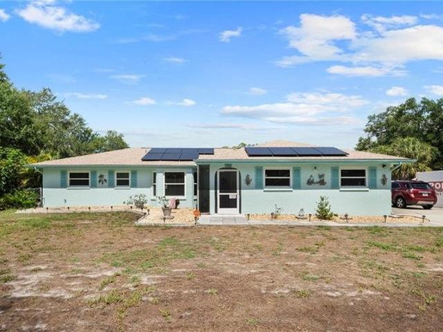 150 Capatola St, Port Charlotte, FL 33948