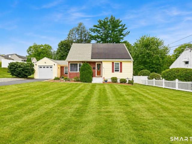 150 Clough Rd, Waterbury, CT 06708