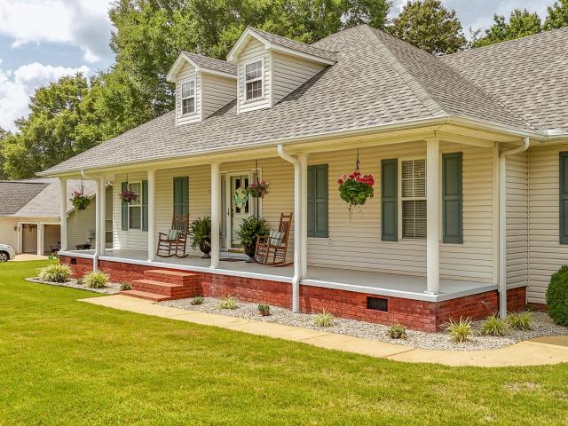 150 acorn ln
