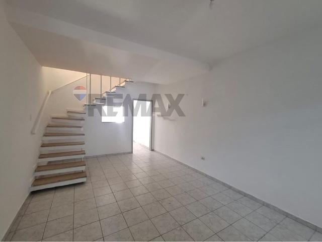 150 Área Útil Casa Alugar, 2 Dormitórios localizado em Avenida Itacira, 2579, Planalto Paulista, São Paulo, São Paulo, 04061003 | Brasil