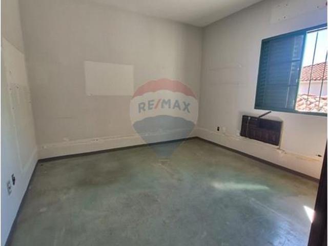 150 Área Útil Casa Alugar, 2 Dormitórios localizado em Centro, Sorocaba, São Paulo, 18035590 | Brasil