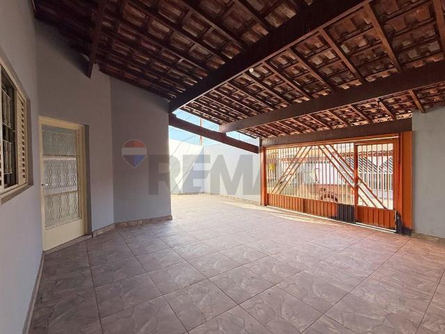 150 Área Útil Casa Alugar, 3 Dormitórios localizado em Vila Batista, Bragança Paulista, São Paulo, 12908460 | Brasil