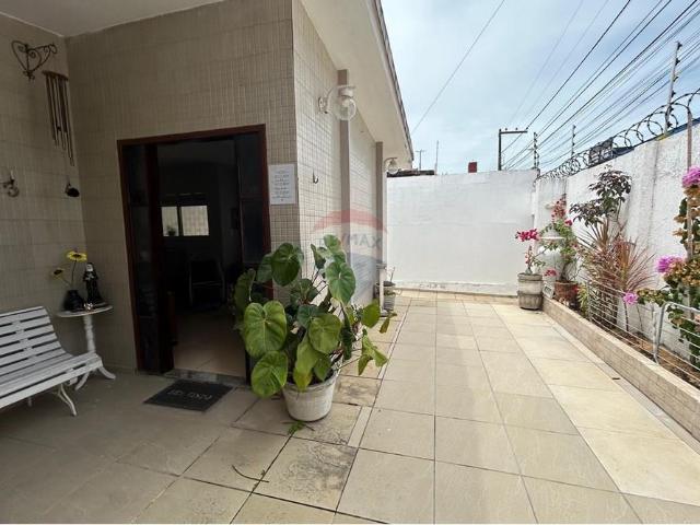 150 Área Útil Casa Alugar, 3 Dormitórios localizado em R. Anfilóquio Paiva Câmara, 33, Lagoa Nova, Natal, Rio Grande do Norte, 59075 030 | Brasil