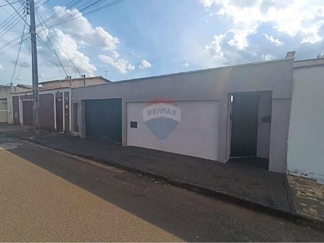 150 Área Útil Casa Alugar, 4 Dormitórios localizado em Lagoa Azul I, Ituiutaba, Minas Gerais, 38307180 | Brasil