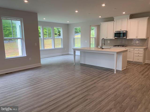 150 Boxelder Dr, Stafford, VA 22554 | MLS #VAST2048