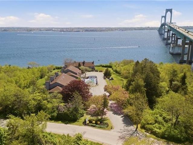 150 Bay View Dr Unit 5, Jamestown, RI 02835
