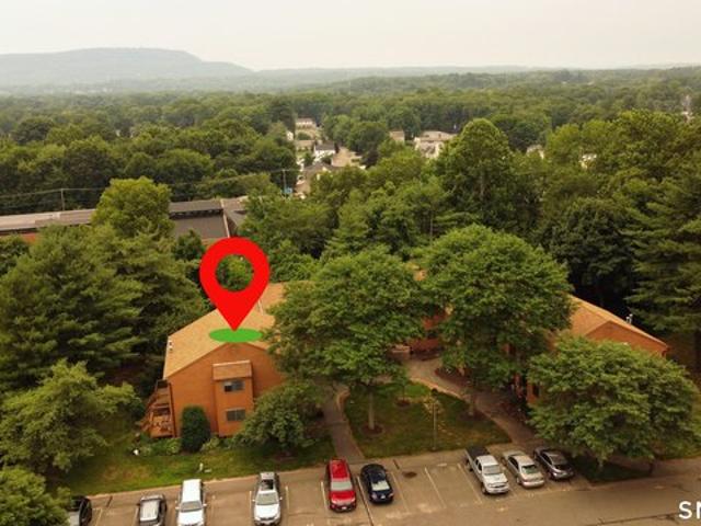 150 Burritt St Unit 6J, Southington, CT 06479