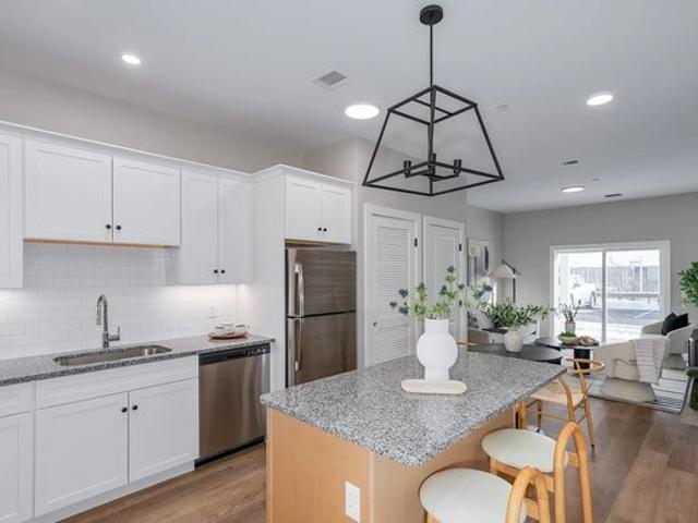 150 Draper Ave, North Attleboro, MA 02760