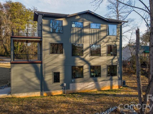 150 Driftwood Dr, Mooresville, NC 28117 | MLS #4347 | Compass