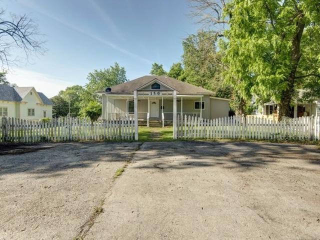 150 E Elm St, Republic, MO 65738