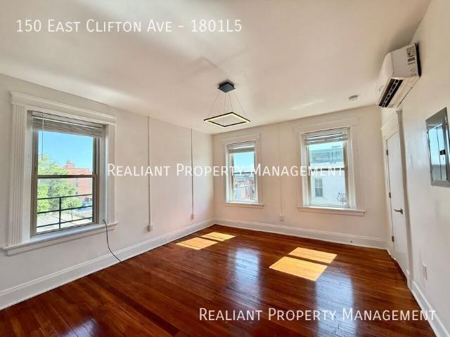 150 East Clifton Ave, 1 bed, 1 full bath