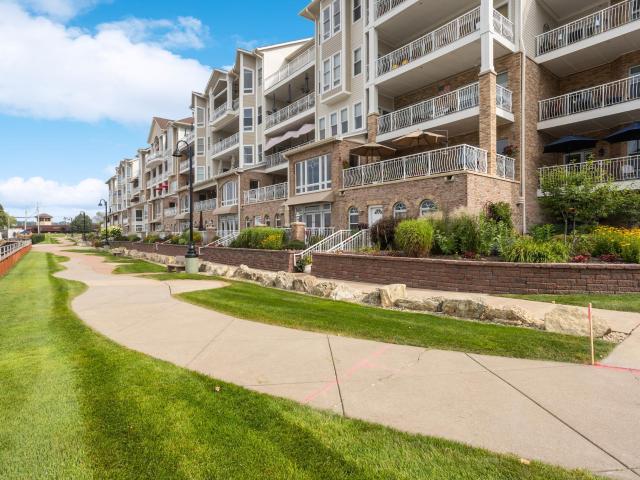 150 Front St, Unit 323, Prescott, WI 54021 | MLS #7020 | Compass