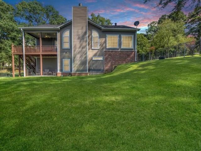 150 Heatherwood Dr, Hot Springs, AR 71913