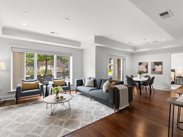 150 Henley Pl # 213