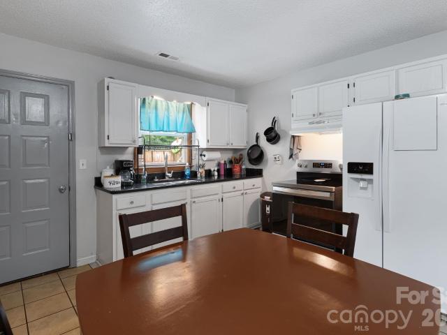 150 Hillbrook Drive