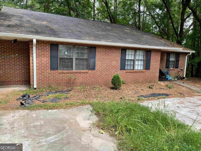 150 Hunters Lane A