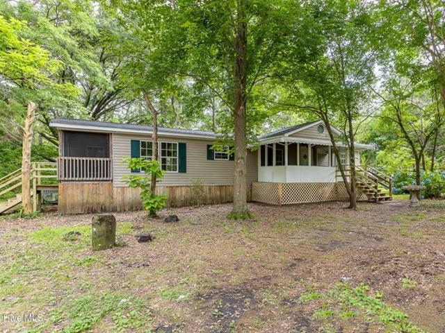 150 Jr Rd, New Bern, NC 28560