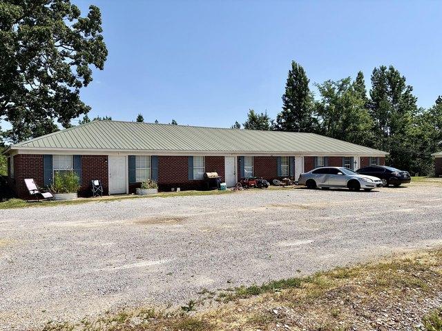 150 Oakland School Rd, Corinth, MS 38834