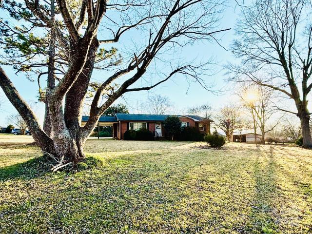 150 Old Georgia Rd, Statesville, NC 28625 | MLS #4324 | Compass
