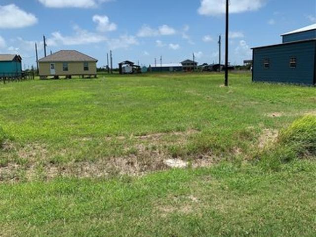 150 Ladyfish, Palacios, TX 77465