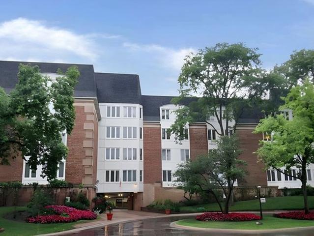 150 Lake Blvd Apt 118, Buffalo Grove, IL 60089