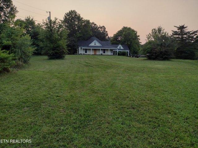 150 Larry Lynch Dr, Delano, TN 37325