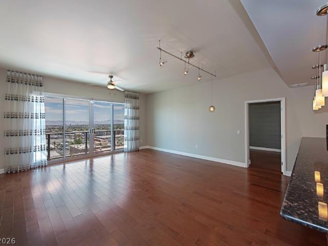150 LAS VEGAS Boulevard 1513