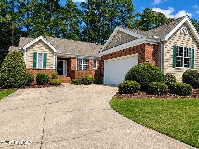 150 Lighthorse Cir, Aberdeen, NC 28315