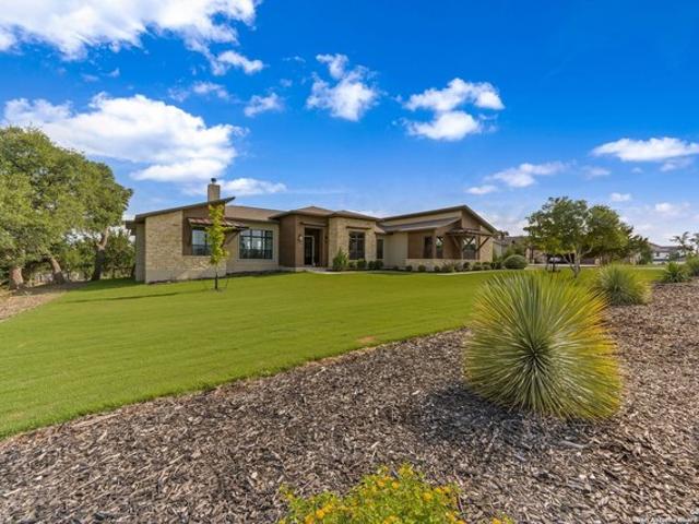 150 Madrone Trl, Boerne, TX 78006