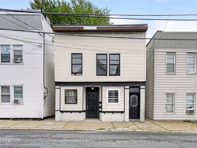150 Main St, Cohoes, NY 12047