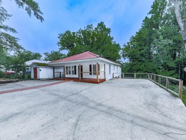 150 Mclain Street
