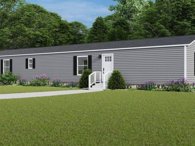 150 Merritt Cir, Brunswick, GA 31520