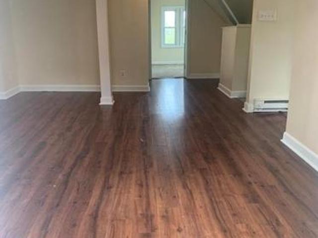150 Myrtle St #3rd Flr, Shelton, CT 06484