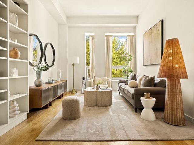 150 N 5th St Apt 2I, Brooklyn, NY 11211