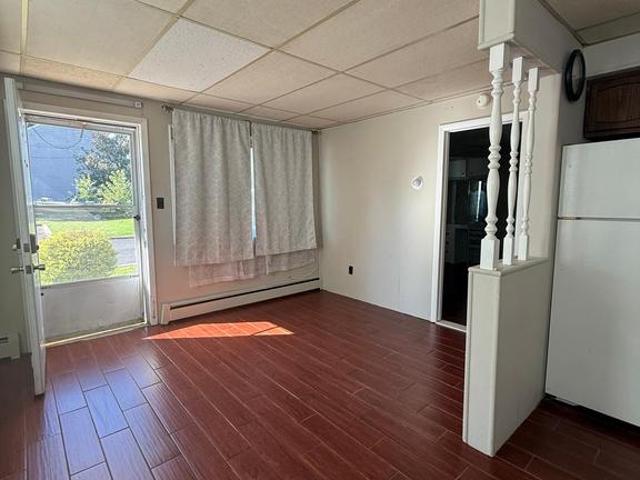 150 N Albertson Avenue N # APT. F