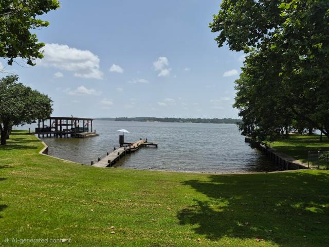 150 N Lakeway Circle