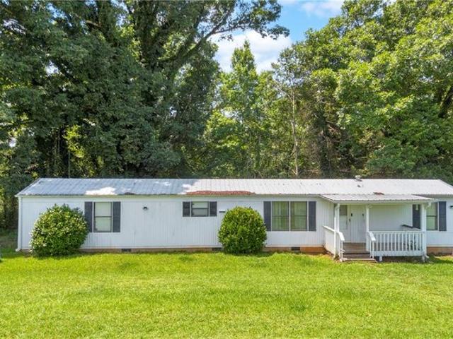 150 Newberry Rd, Walhalla, SC 29691