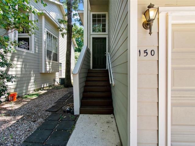 150 S Walden Elms Circle